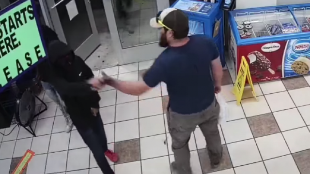Hoorah Marine Corps Veteran Disarms Robbery Suspect In Arizona Mrctv